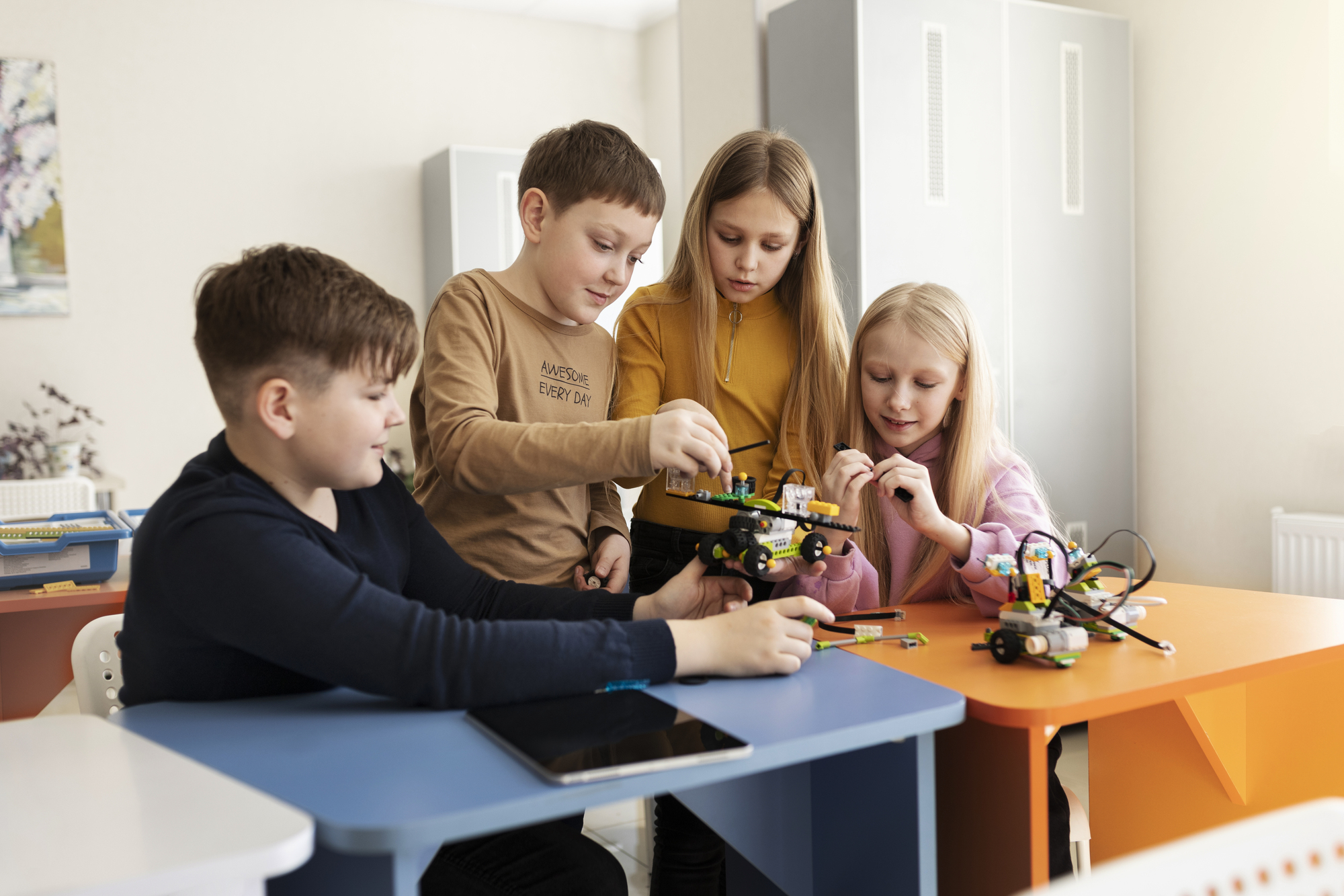 Inventicum After School în Brașov. Educație, Tehnologie, Creativitate.